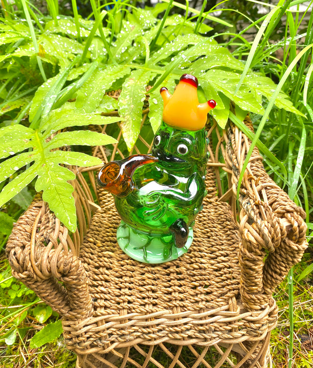 Glass the frog king pipe, hand made pipe, HP060KT – Apollo Glassworks